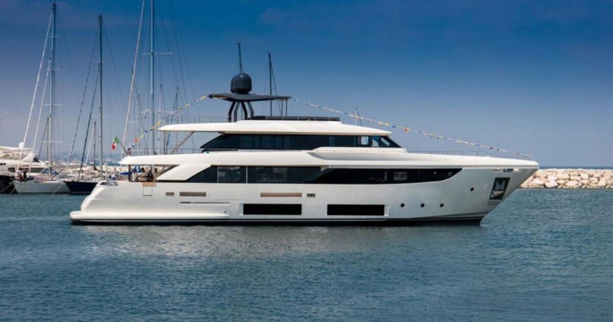 This Ferretti Navetta 33 is protected by Propspeed | News Articles